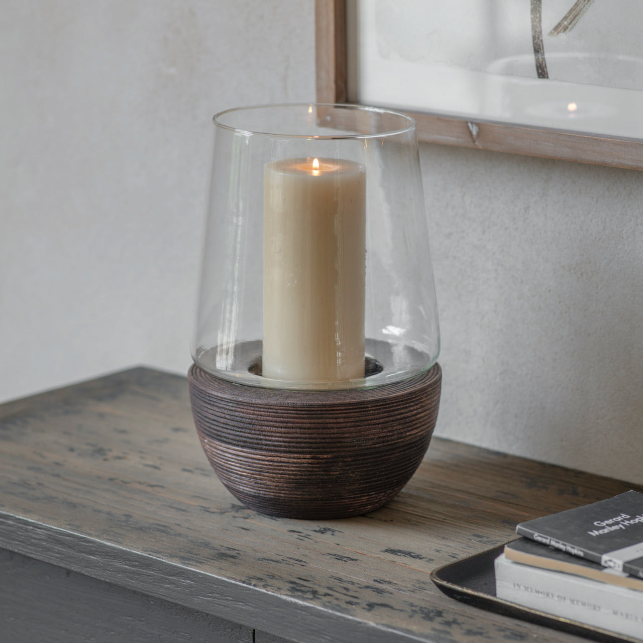 Abbott Hurricane with Wooden Base – One.World