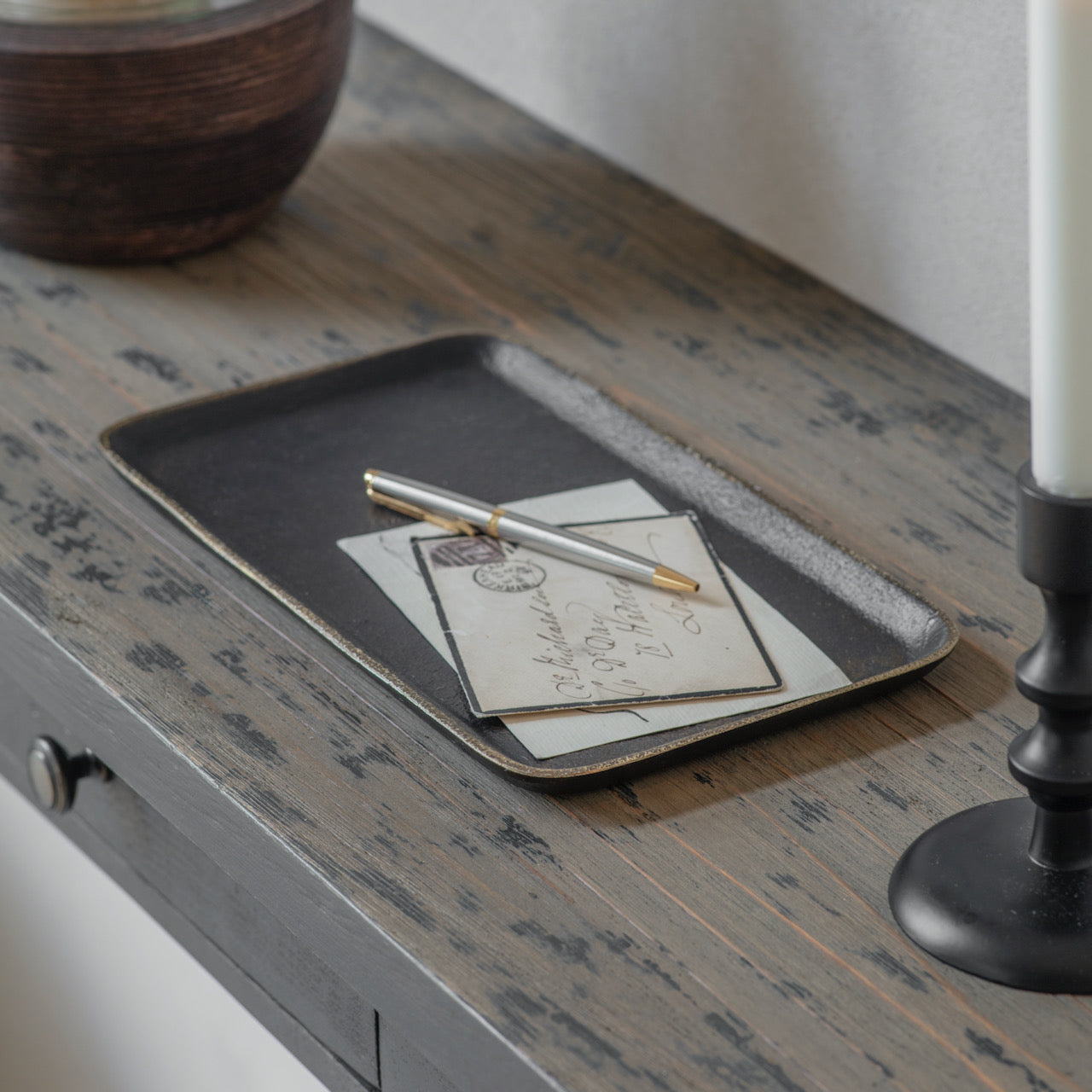Eastwell Curved Iron Hall Tray – One.World